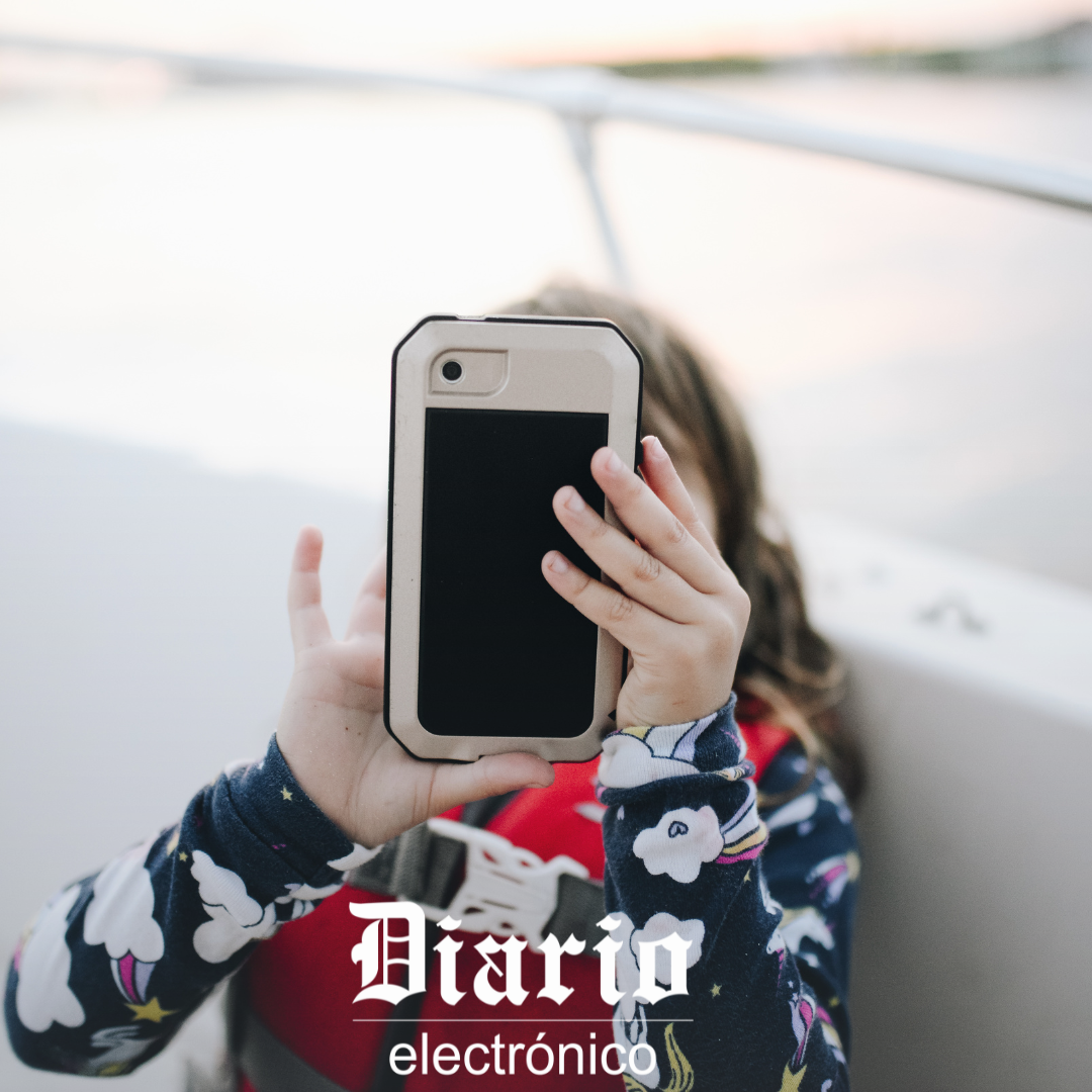 Un científico argentino advierte que la radiación de los teléfonos celulares son un riesgo para ...